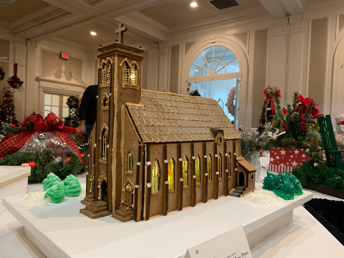 Gingerbread Church – HoganMade